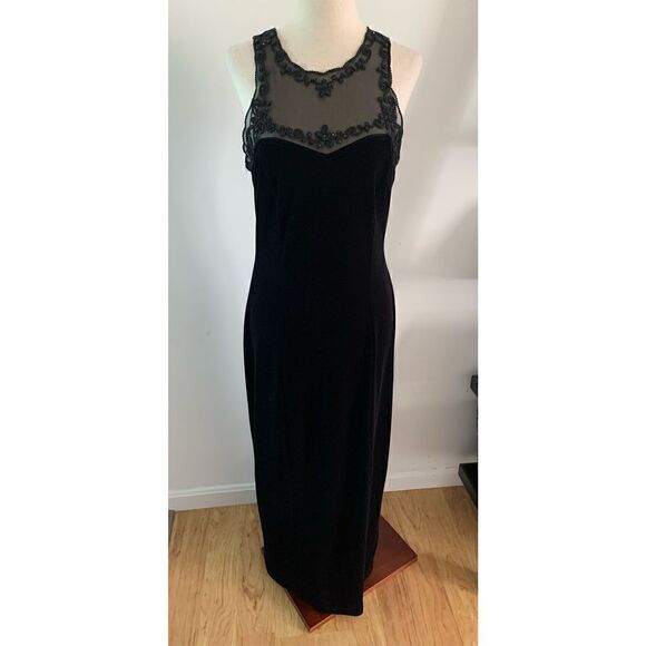 Maurices | Dresses | Maurices Blackvelvetmaxilongdresssize8stylish ...